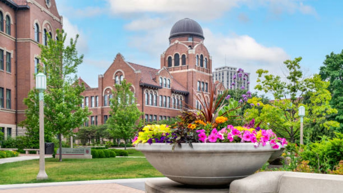 Loyola University Chicago - Lake Shore Campus | Intern Housing Hub