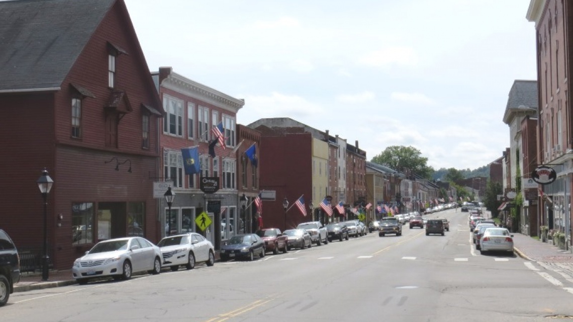 University of Maine at Augusta | Intern Housing Hub